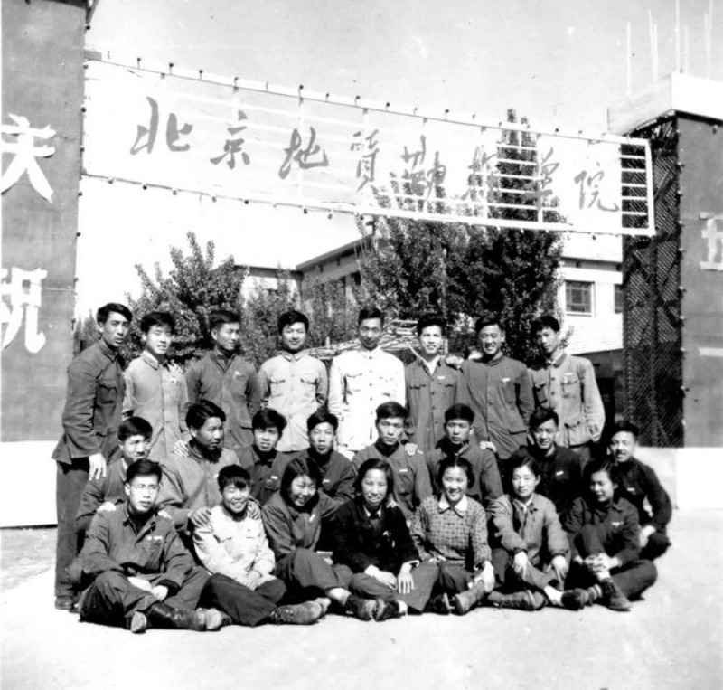Wang Fuzhou, the first Chinese who summited Mount Everest | Hero of the ...