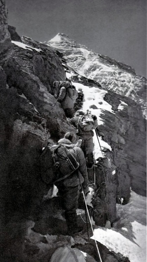 Wang Fuzhou, the first Chinese who summited Mount Everest | Hero of the ...