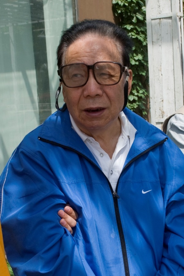 Wang Fuzhou, the first Chinese who summited Mount Everest | Hero of the ...