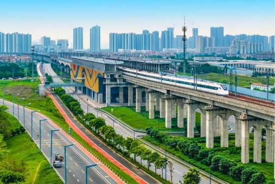 The "Longest Metro" in China! 4 GBA intercity railways connect 5 cities ...