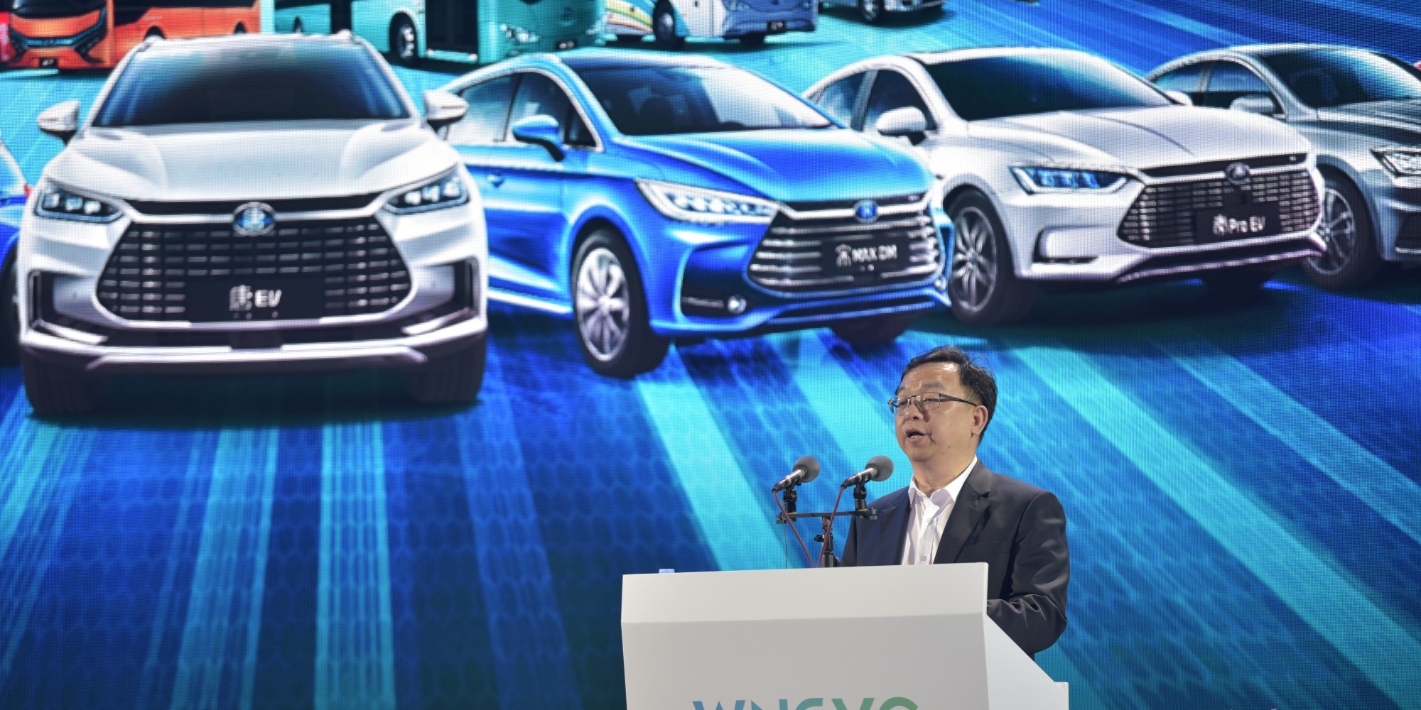 Unitree founder Wang Xingxing: A post-90s "robotics genius ...