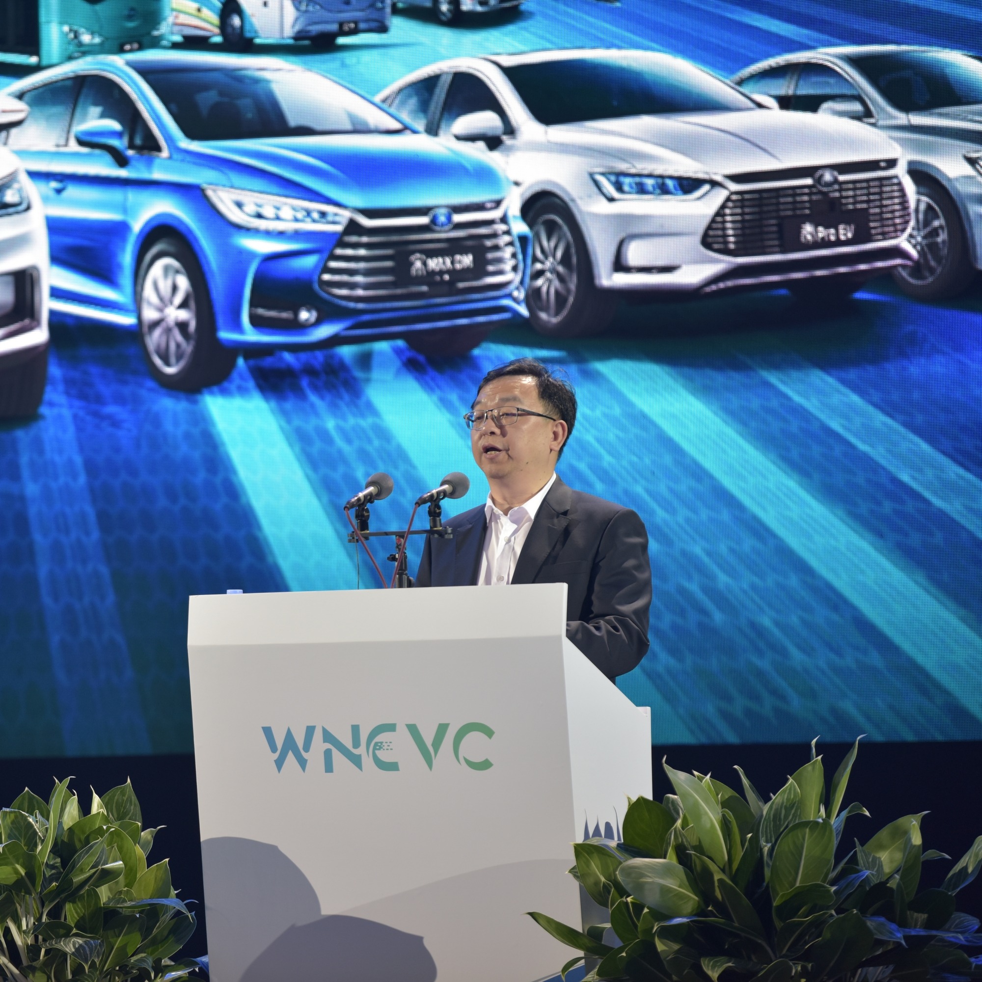 BYD's founder Wang Chuanfu: Two people changed his whole life ...