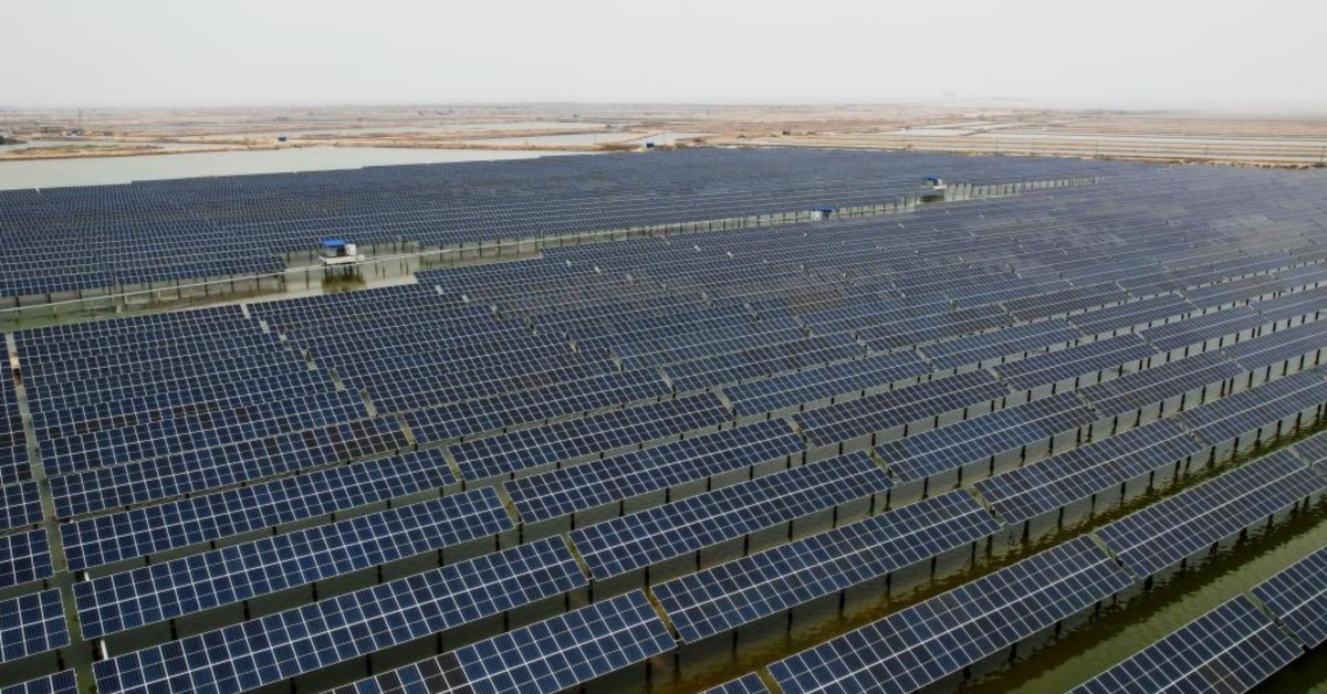 Traditional fishery combined with photovoltaic power generation | Mega ...