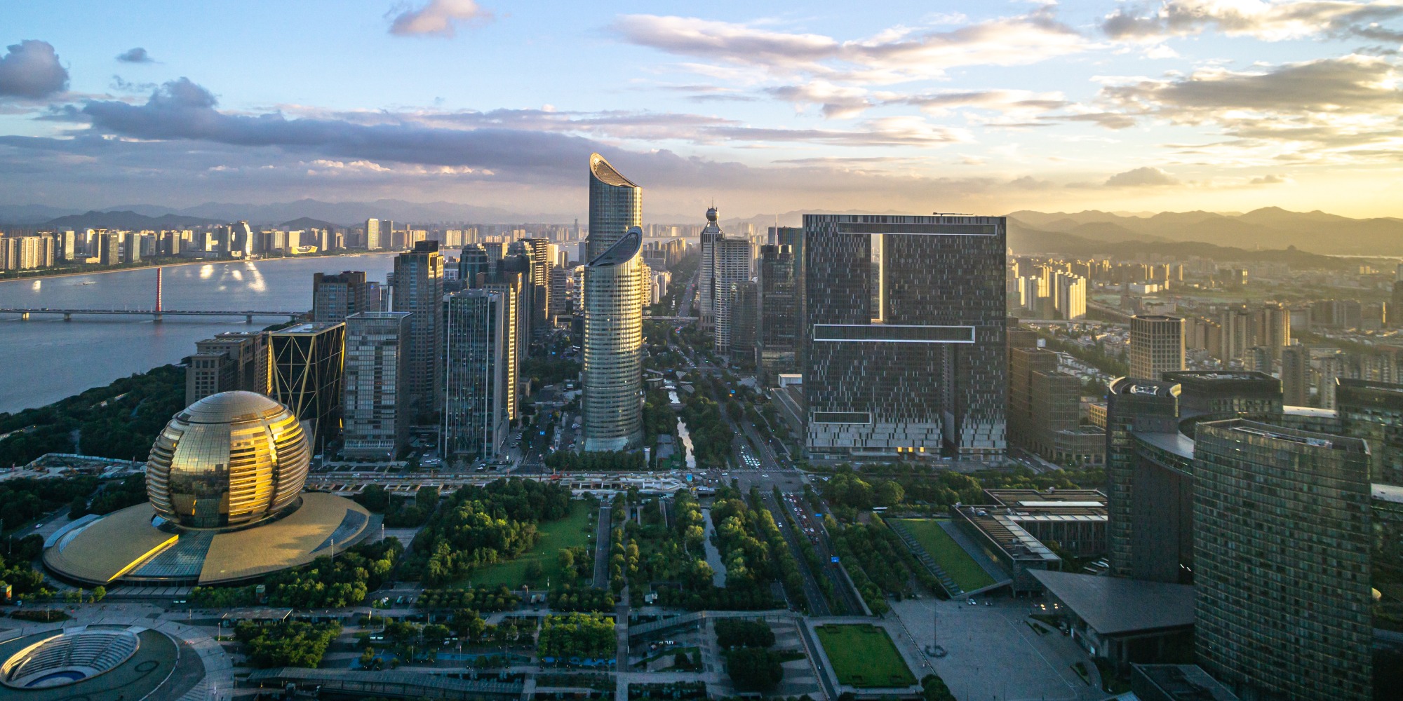 Hang Seng Bank in Hong Kong was established | Today in History | Fun ...