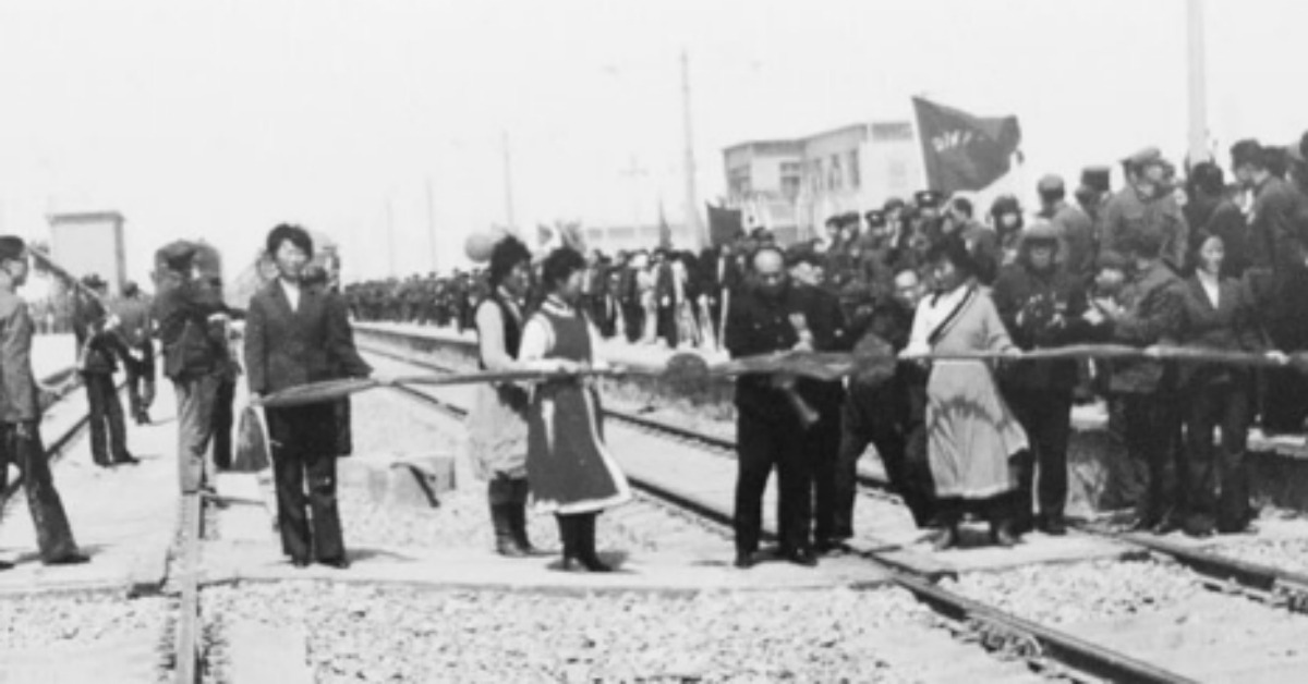 First phase of Qinghai–Xizang Railway put into use | Today in History ...