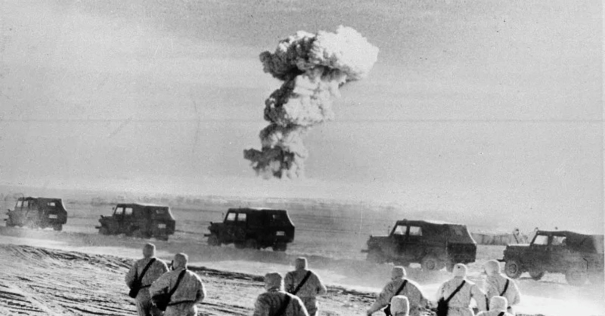 China's first atomic bomb exploded successfully | Today in History ...