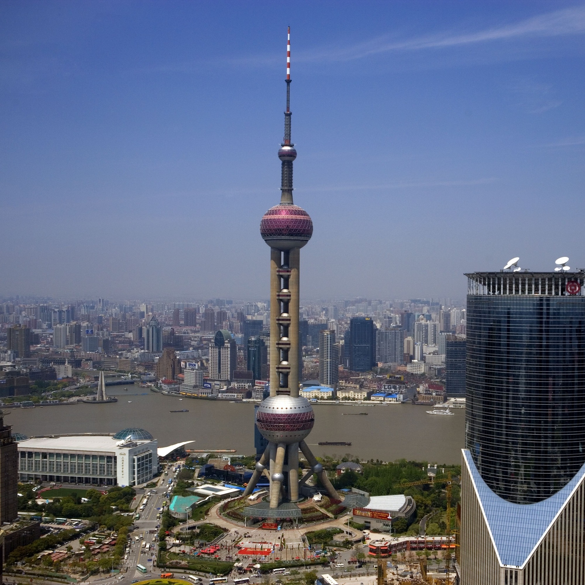Shanghai's Oriental Pearl Tower began broadcasting | Today in History ...