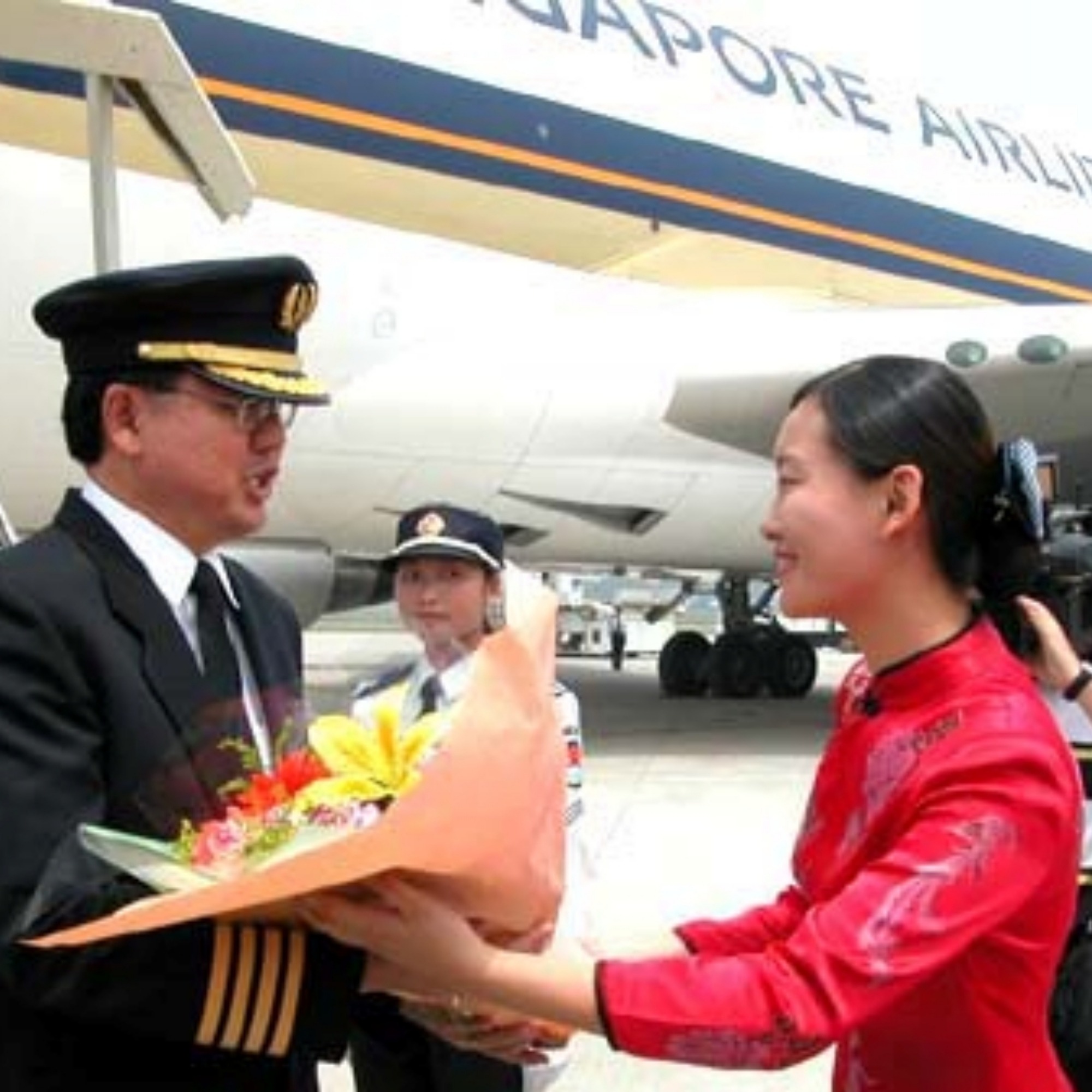 Shanghai Oriental Pearl Tower opened to the public | Today in History ...