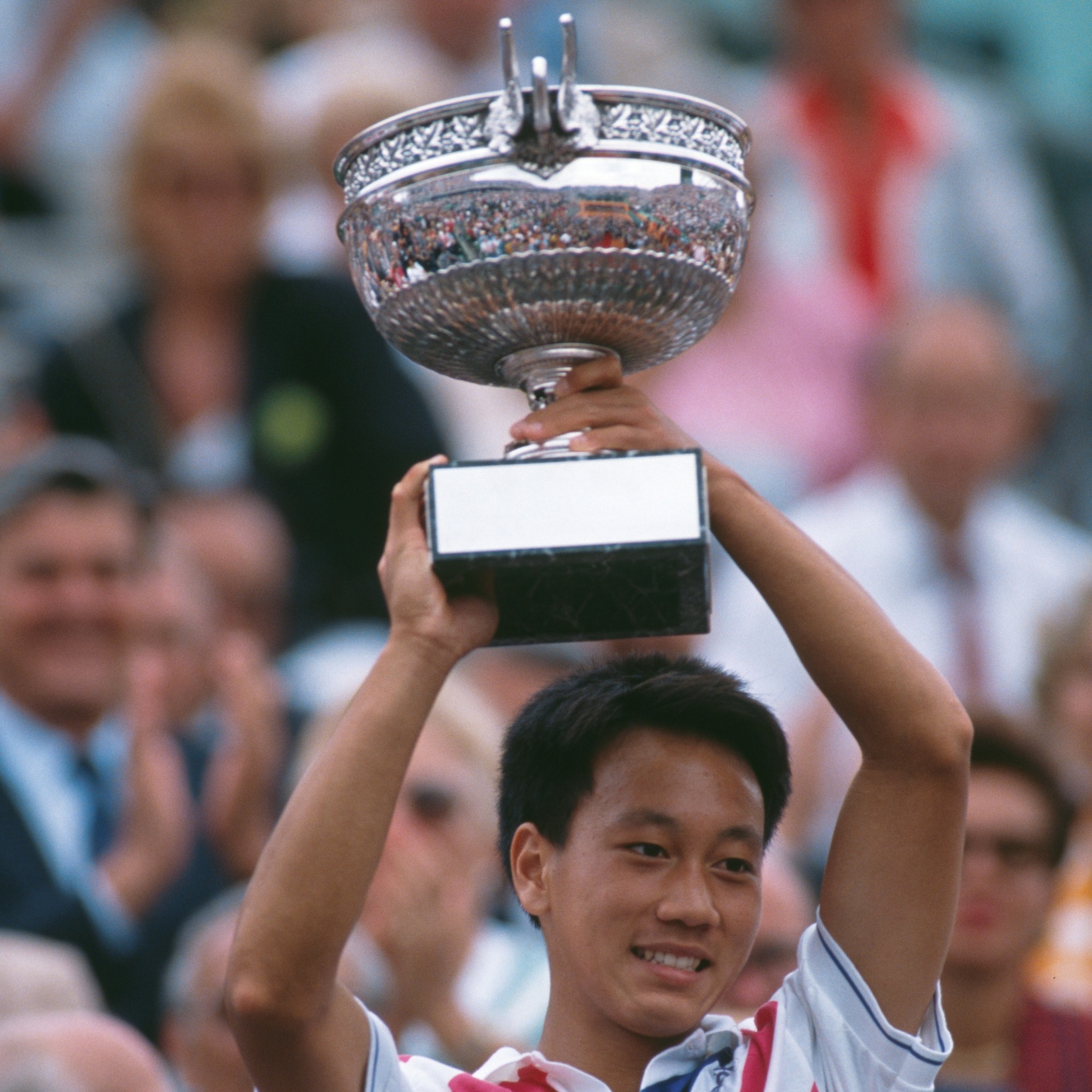 Michael Chang became the first Chinese and the youngest tennis Grand ...