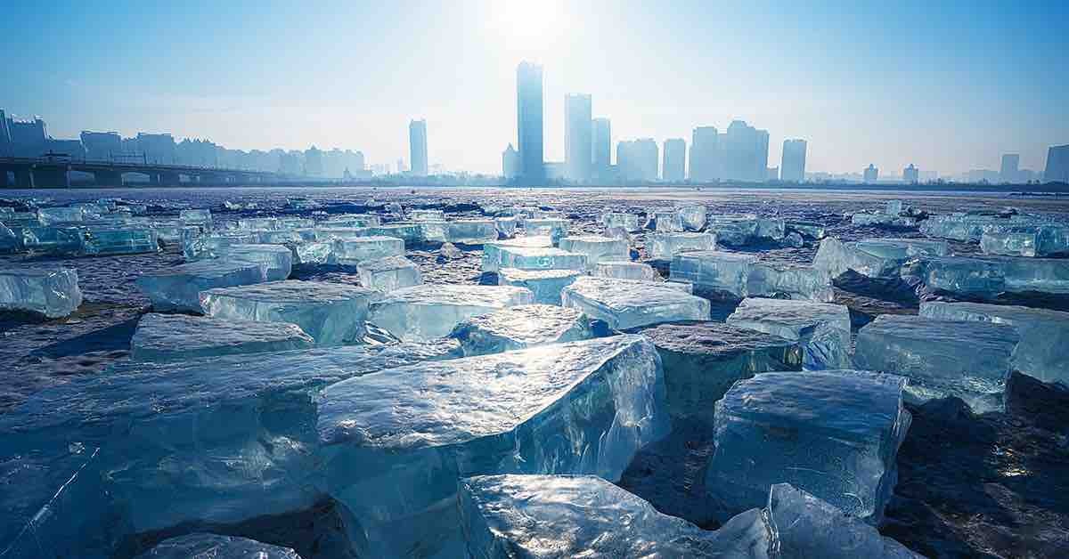 Ice harvesting: The mysterious ceremony on China's Songhua River ...